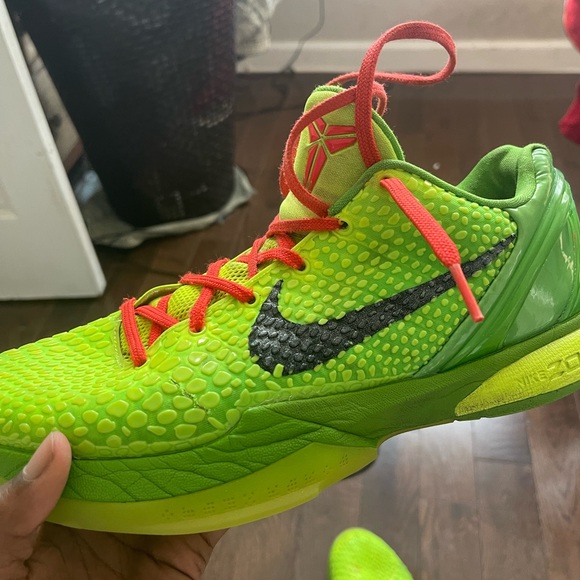 Nike | Shoes | Kobe 6 Grinches Size | Poshmark